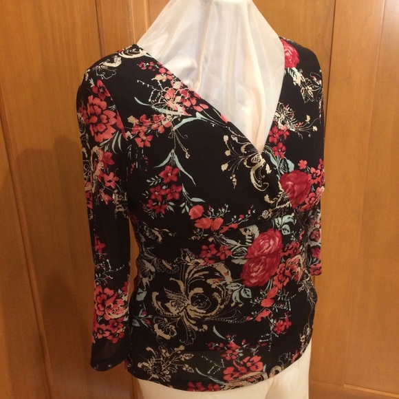 Emma James | Tops | Emma James Black Red Floral Knit Mesh Top L | Poshmark